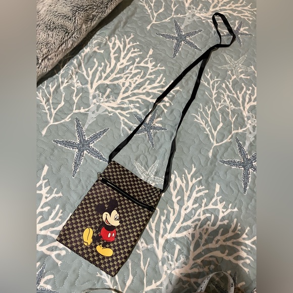 Disney | Accessories | Nwotdisney Mickey Mouse Zipper Shoulder Pouch ...